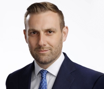 AXA XL names Tom Potter Global Underwriting Manager - Reinsurance News